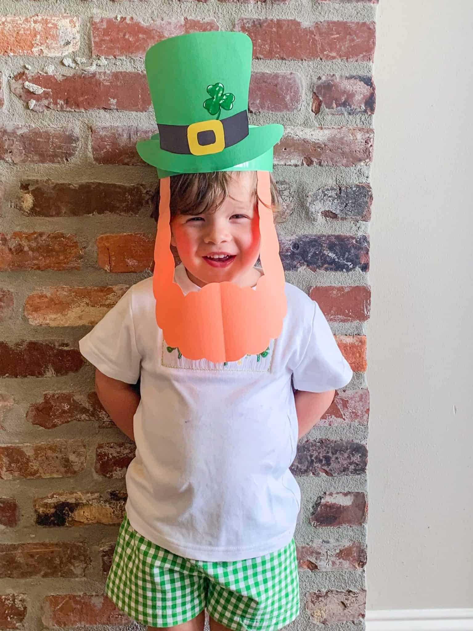 St. Patrick's Day Craft | Leprechaun Mask for Kids - Organized Chaos Blog