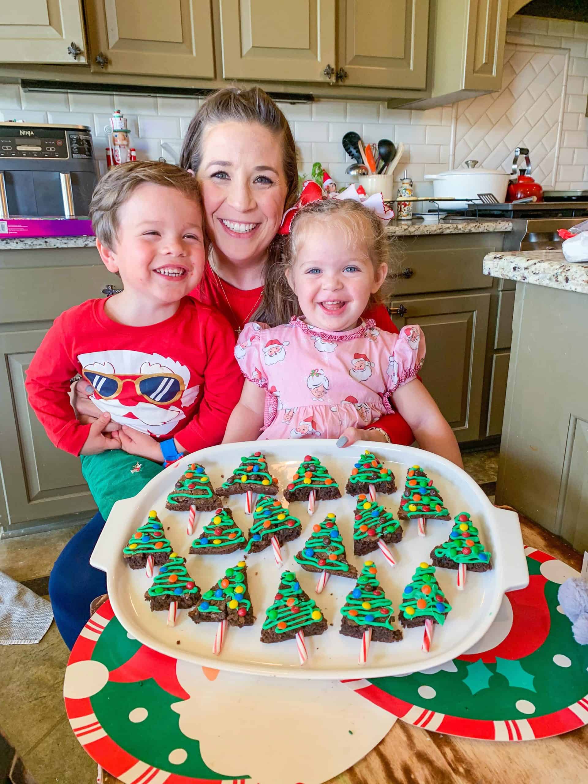 44 Festive Family Christmas Traditions to Start this Year - Organized ...